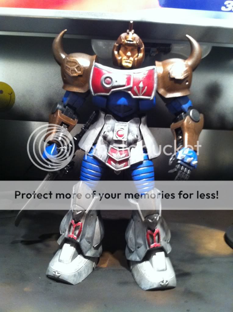 Heavy/Scratch: - Pretender Grimlock | TFW2005 - The 2005 Boards