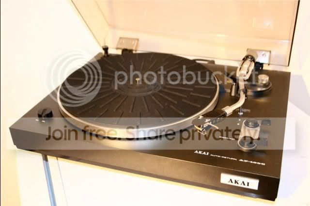 Akai AP100C